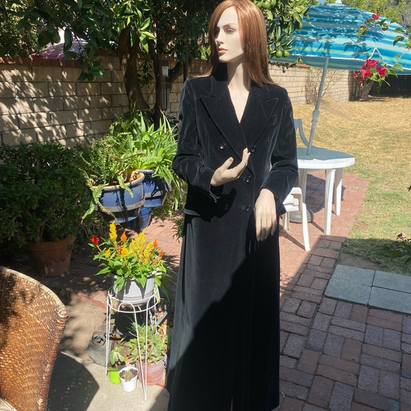 Jackets & Coats | Very Long Black Velvet Double Breasted Vintage Coat ...